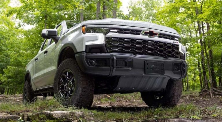 4 Reasons to Choose the Chevy Silverado 1500 Over the Ram 1500